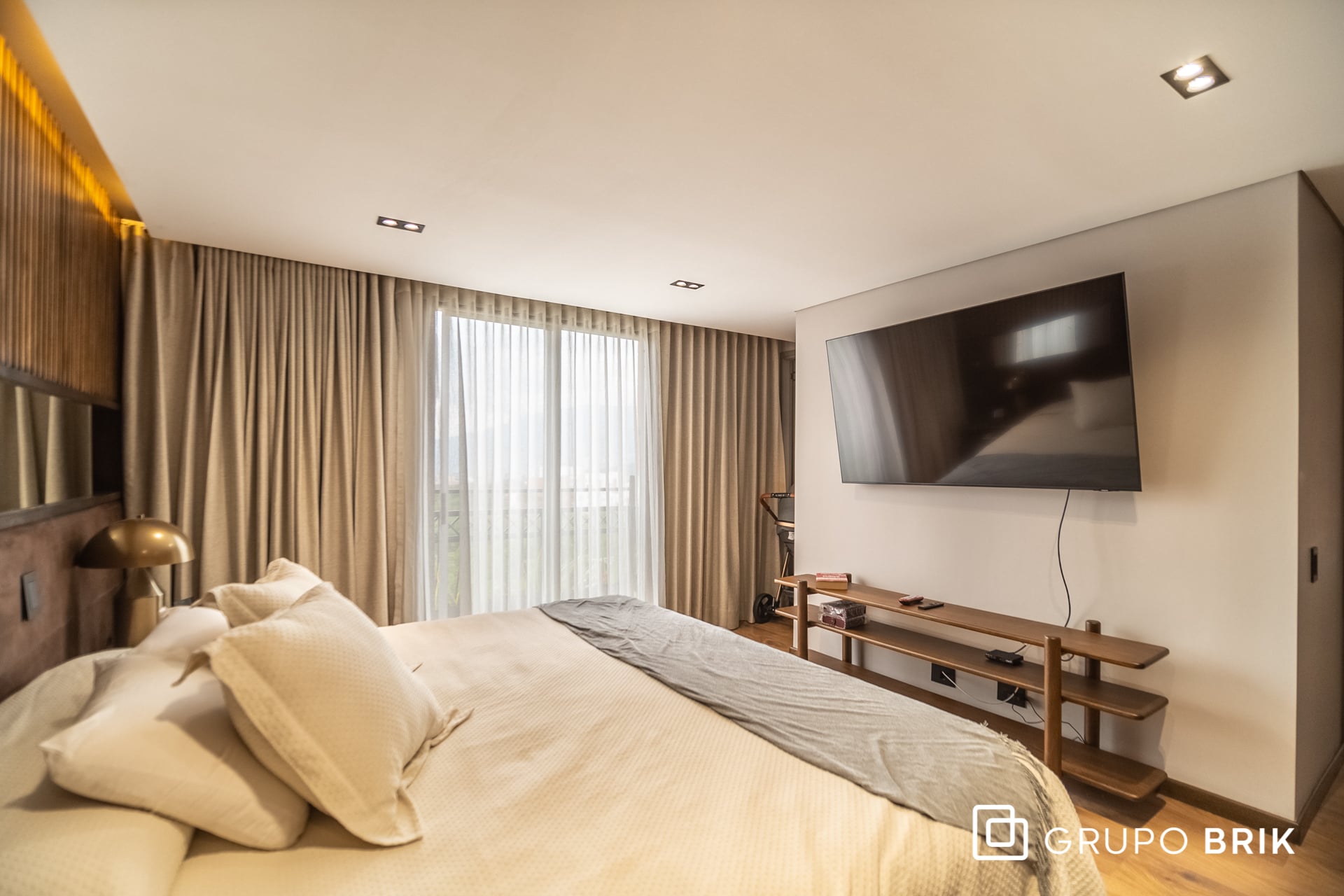 Apartamento Loma de los Bernal 2491 | Grupo Brik